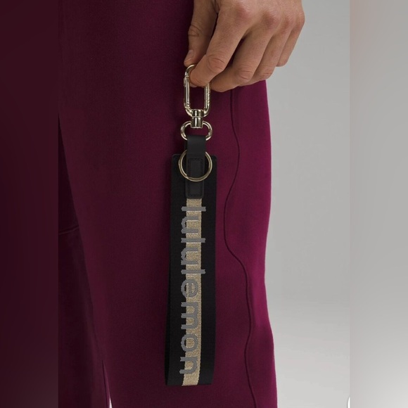 lululemon athletica | Accessories | Lululemon Black Metallic Gold Never ...